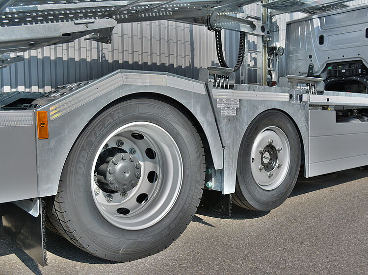 Truck superstructure - Kässbohrer Transport Technik GmbH